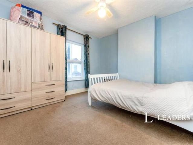 2 bedroom house for rent in Margetts Road, Kempston, Bedford, MK42
