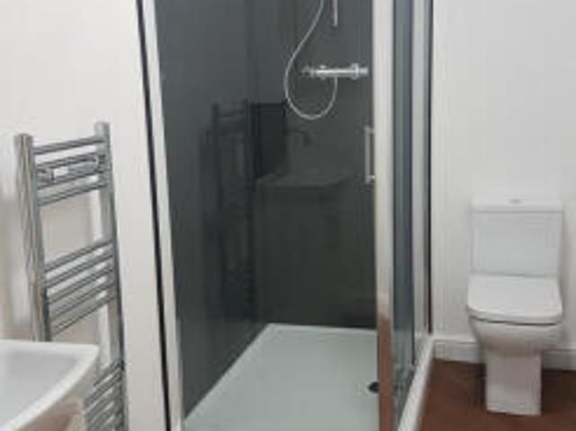 2 bedroom house for rent in Marlborough Avenue, Hull, HU5
