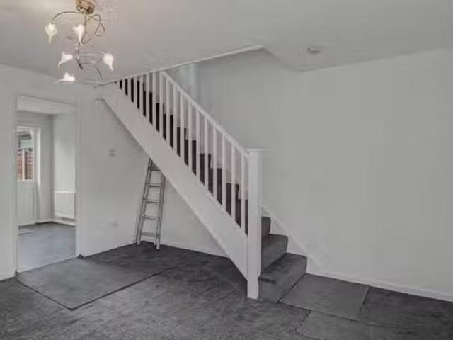 2 bedroom house for rent in Snowberry Gardens, Abirds Green, B.