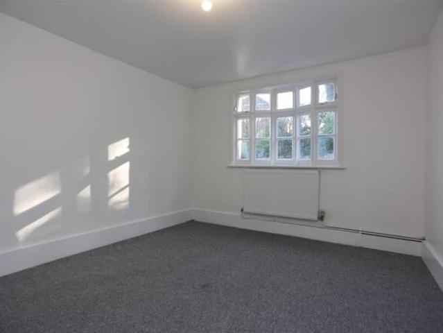 2 bedroom house for rent in South Road, Brighton, BN1