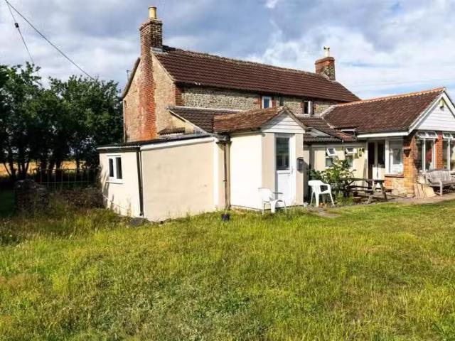 2 bedroom house for rent in Southcroft, Chapmanslade, BA13