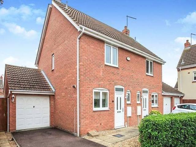 2 bedroom house for rent in Saunders Close PETERBOROUGH PE2