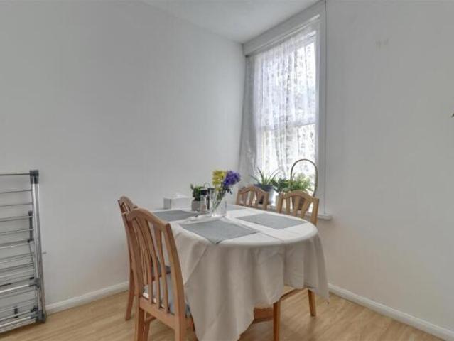 2 bedroom house for rent in Shearer Road, Portsmouth, PO1