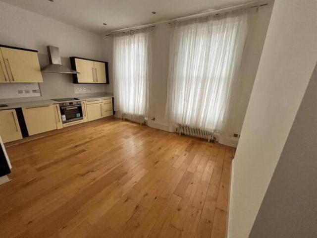 2 bedroom house for rent in Shirland Road, London, W9