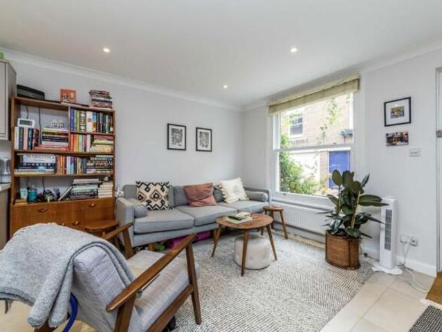 2 bedroom house for rent in, Shrewsbury Mews, W2