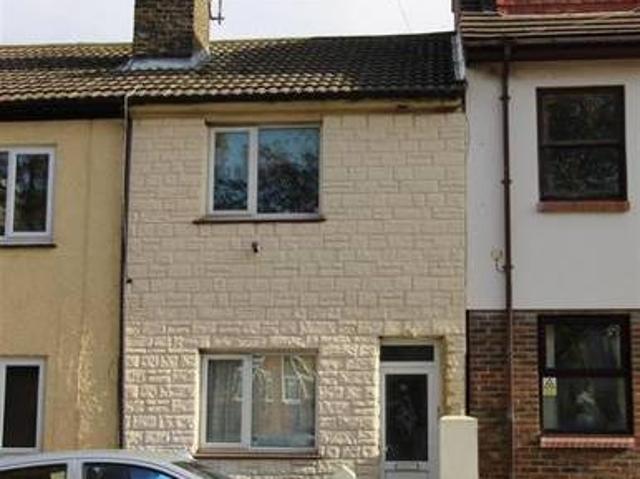 2 bedroom house for rent in Skinner Street Gillingham ME7