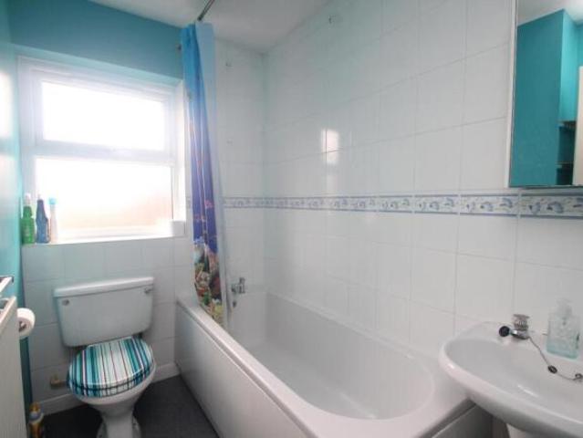 2 bedroom house for rent in St. Georges Walk, Harrogate, North Yorkshire, UK, HG2