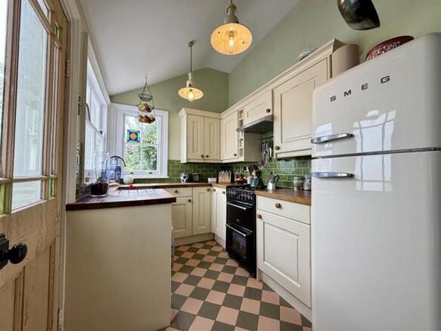 2 bedroom house for rent in Stopford Road, Gillingham, ME7