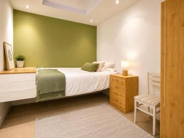 2 bedroom house for rent in Sussex Place, Montpelier, Bristol, BS2