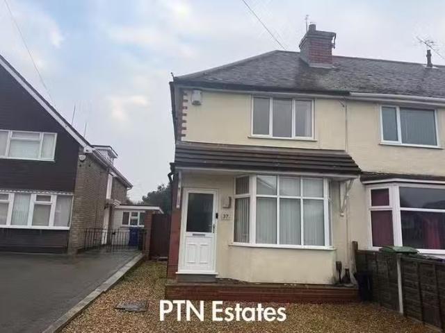 2 bedroom house for rent in Swan Street, Brierley Hill, DY5