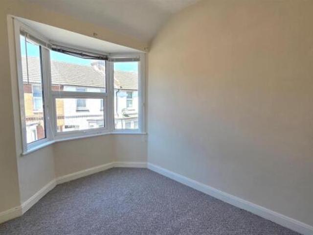 2 bedroom house for rent in Sydney Road, Eastbourne, BN22