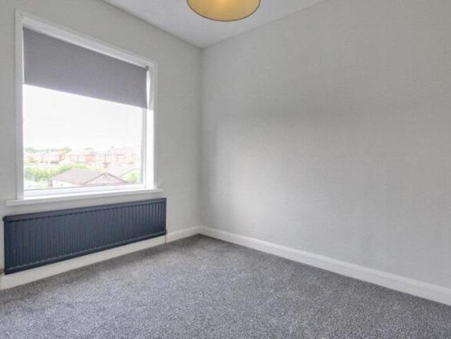 2 bedroom house for rent in Penshurst Avenue, Hessle, HU13
