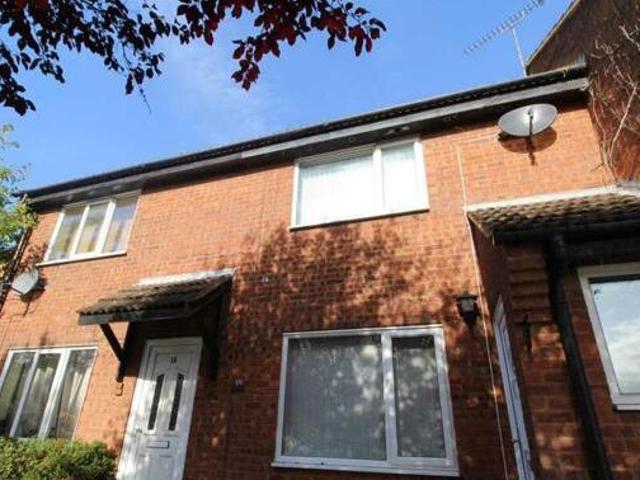 2 Bedroom House For Rent In Pinewood, Ipswich