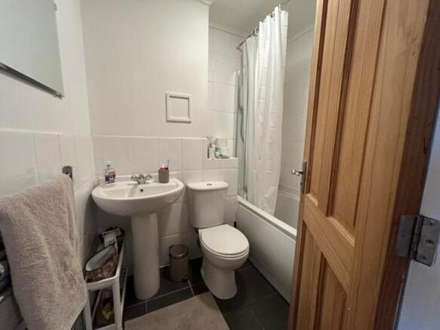 2 bedroom house for rent in Primatt Crescent, Milton Keynes, MK5