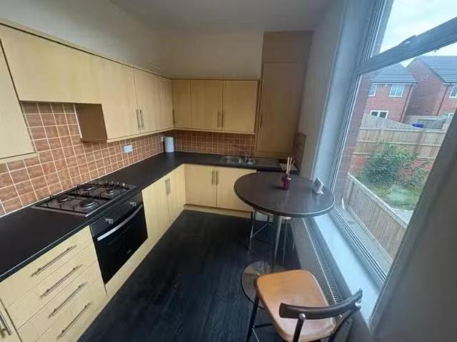 2 bedroom house for rent in Queen Street, Great Harwood, BB6