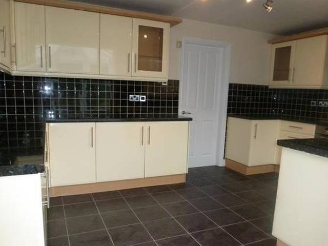 2 bedroom house for rent in Rosewood Crescent LEAMINGTON SPA CV32