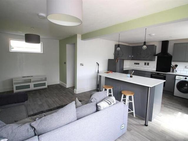 2 bedroom house for rent in Redland Park, Bath, BA2