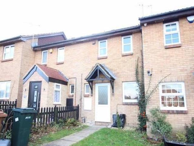 2 bedroom house for rent in Redwood Close South Oxhey WD19