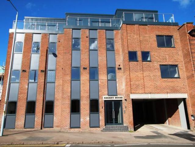 2 bedroom house for rent in Regent House, Oadby, LE2