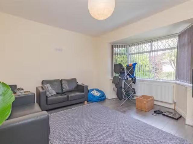 2 bedroom house for rent in Reservoir Road, Selly Oak, Birming.