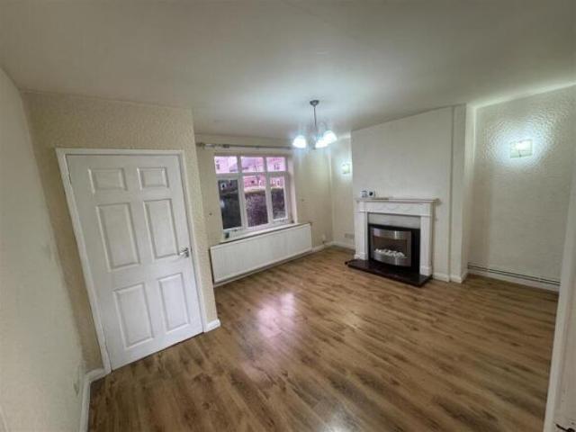 2 bedroom house for rent in Wolsey Avenue, Doncaster, DN2