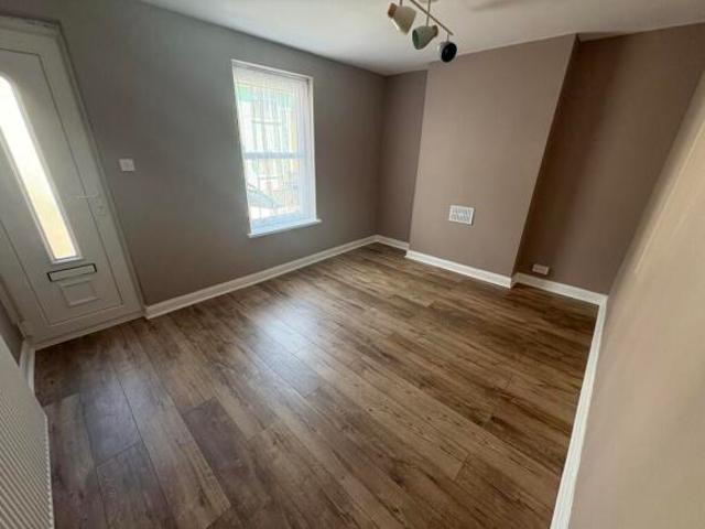 2 bedroom house for rent in Woods Place, Dover, CT17