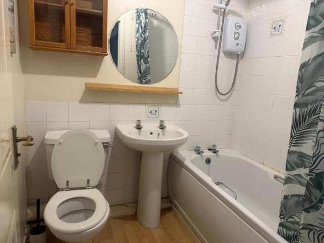2 bedroom house for rent in Waterville Close, Leicester, LE3