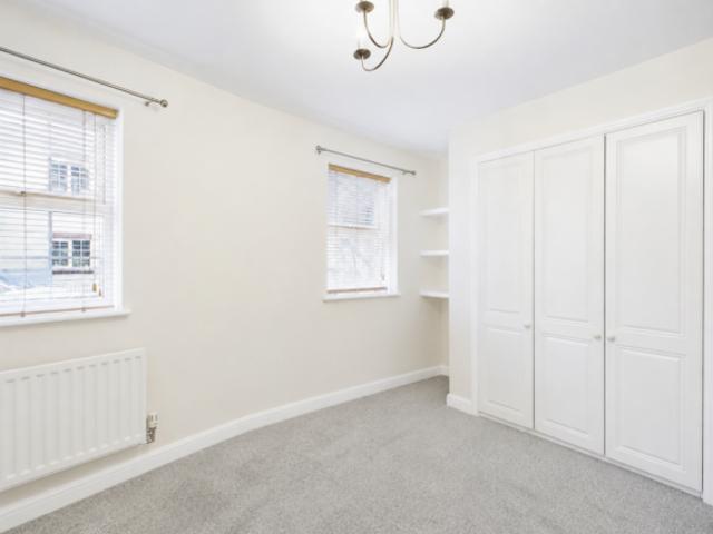 2 bedroom house for rent in Watermint Drive, Tuffley, Gloucester, GL4