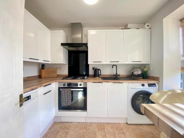 2 bedroom house for rent in Walkworth Avenue, WR4