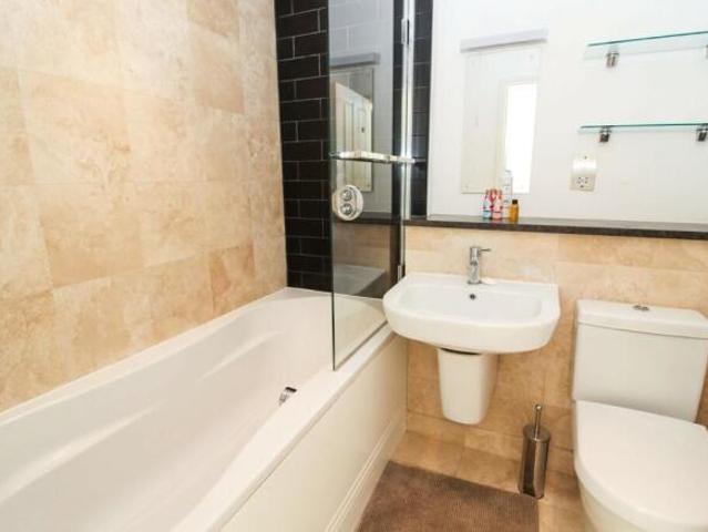 2 bedroom house for rent in Warwick Place, Leamington Spa, CV32