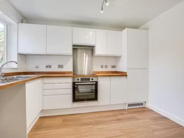 2 bedroom house for rent in Wimbrick Court, Wimbrick Hey, CH46