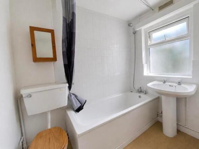 2 bedroom house for rent in Tennyson Road, Stratford E15