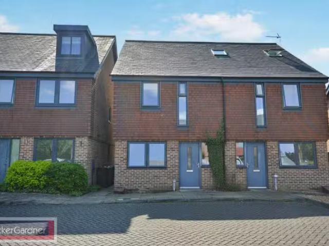 2 bedroom house for rent in The Moriane, Whittlesford, CB22