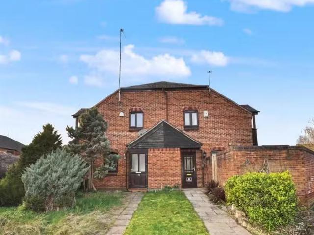 2 bedroom house for rent in The Furrows, Southam, CV47