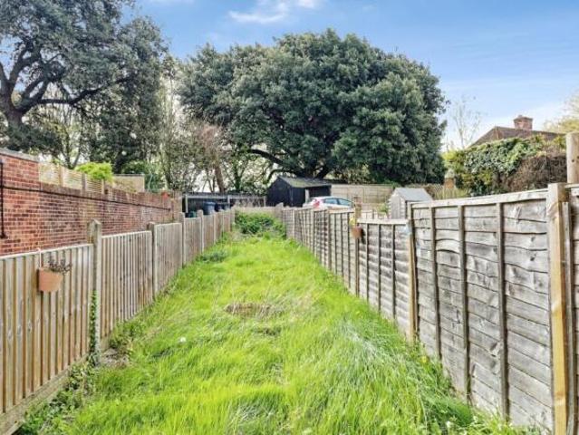 2 bedroom house for rent in The Street, Woodnesborough, CT13