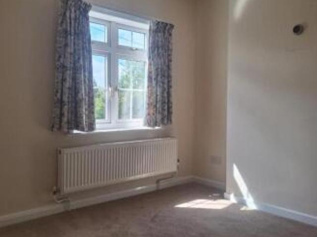 2 bedroom house for rent in The Street, Cobham, Gravesend, DA12