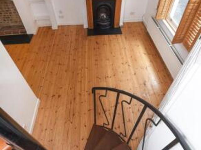 2 bedroom house for rent in Tranquil Passage, Blackheath, London, SE3
