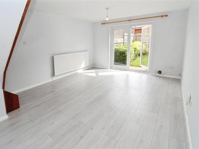 2 bedroom semi detached house for rent in Twyford Avenue, Portsmouth, Hampshire, PO2