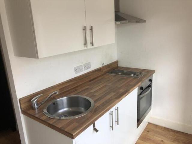 2 bedroom house for rent in Upper Hill Street, Liverpool, L8