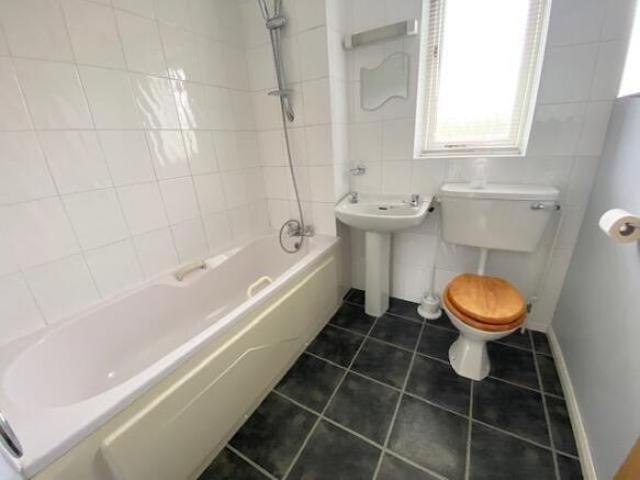 2 bedroom house for rent in Veryan Place, Fishermead, MILTON KEYNES, MK6