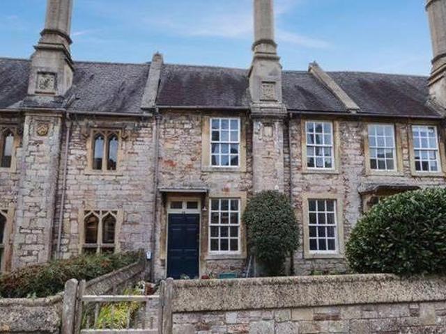 2 bedroom house for rent in Vicars Close Wells BA5
