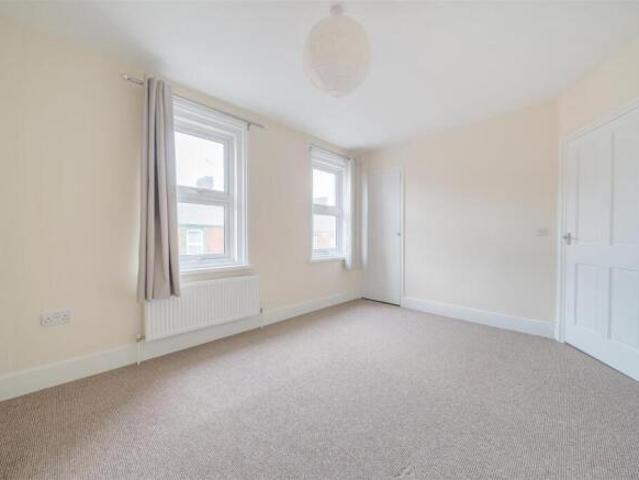 2 bedroom house for rent in Victor Street, Exeter, EX1