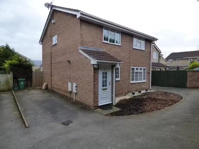 2 bedroom house for rent in Vulcan Way, Abbeymead, GL4