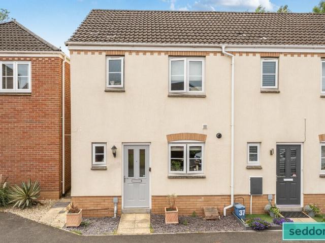 2 bedroom house for sale