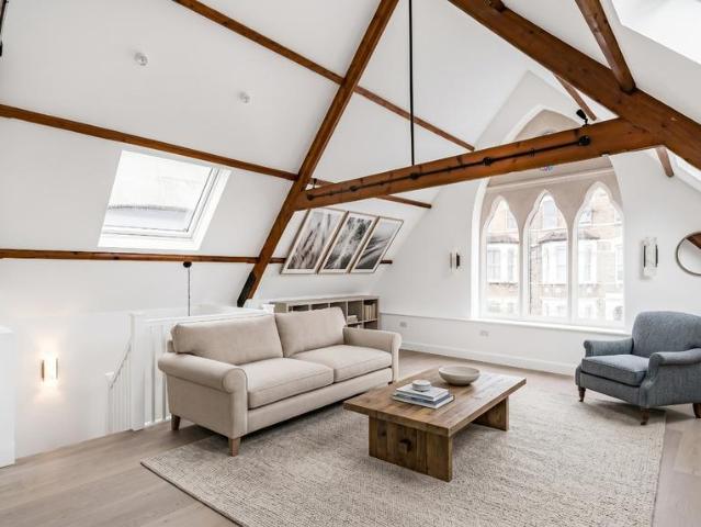 2 bedroom house for sale