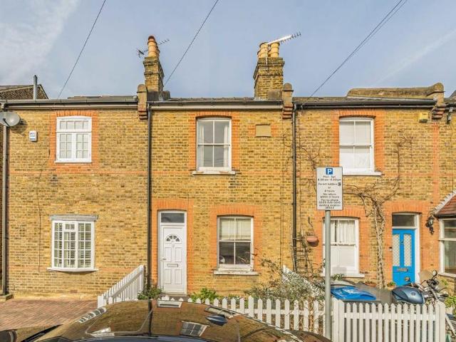 2 bedroom house for sale