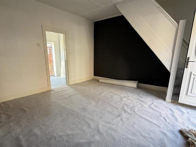 2 bedroom house for sale