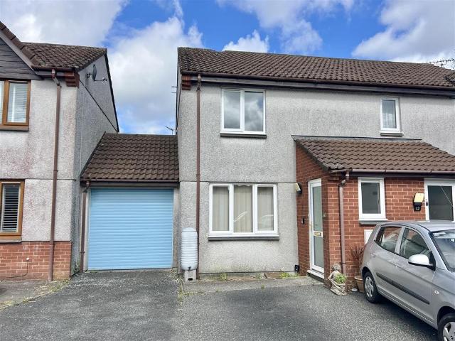 2 bedroom house for sale