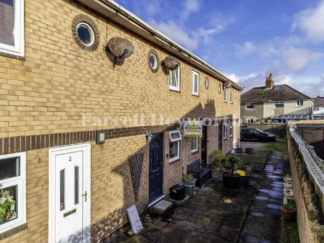 2 bedroom house for sale