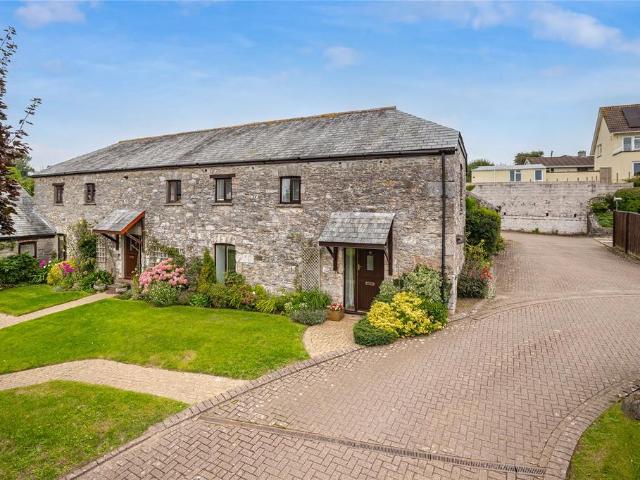 2 bedroom house for sale